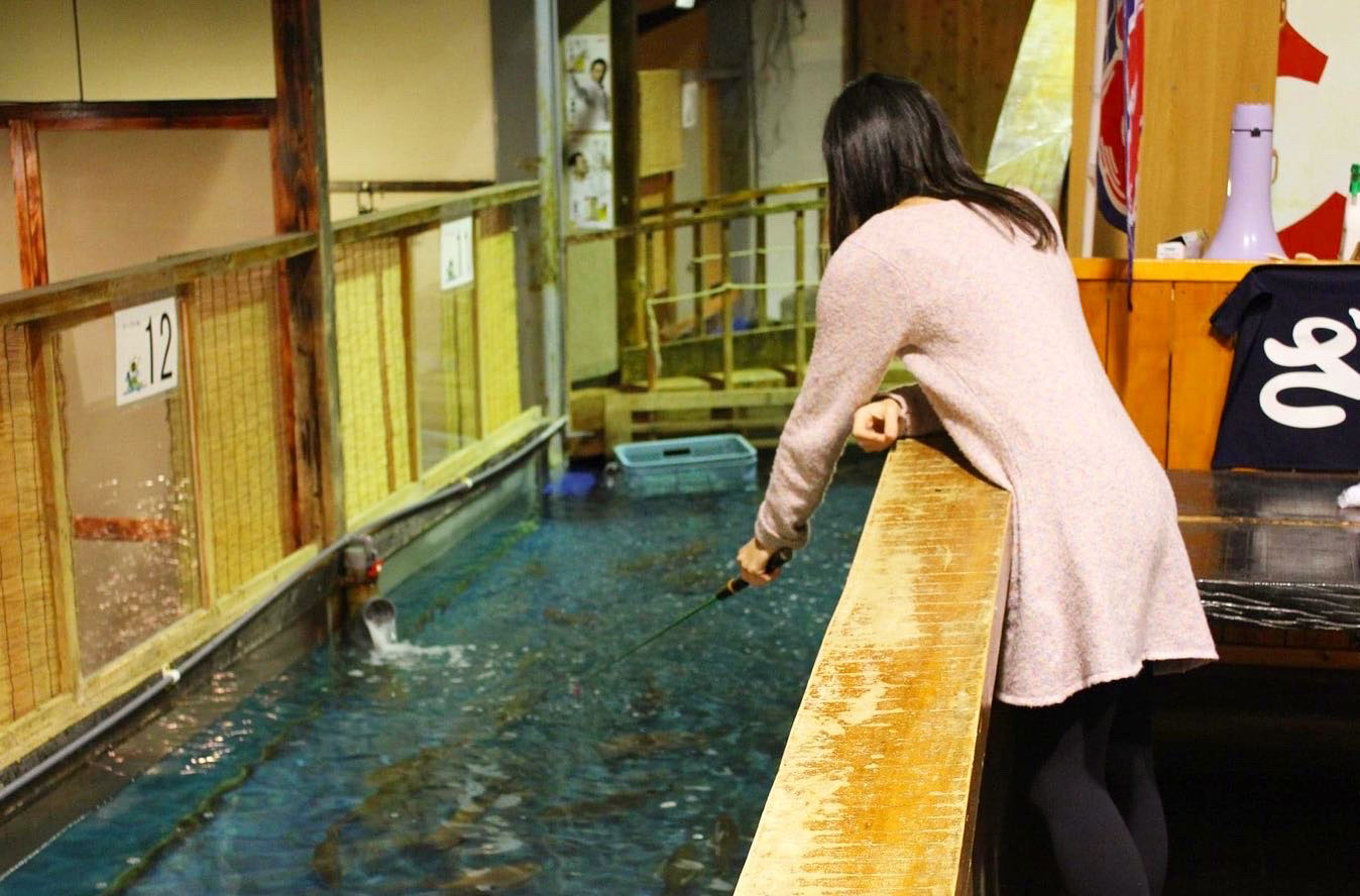 Fishing Restaurant – Catch your Dinner! - Nomadic Gaijin